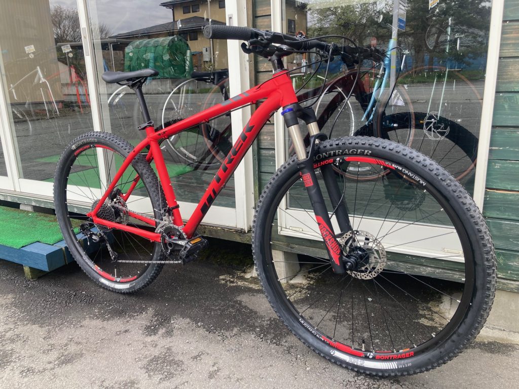 2017 TREK X-caliber8 – スポーツサイクル専門店 バイクスポーツキッド