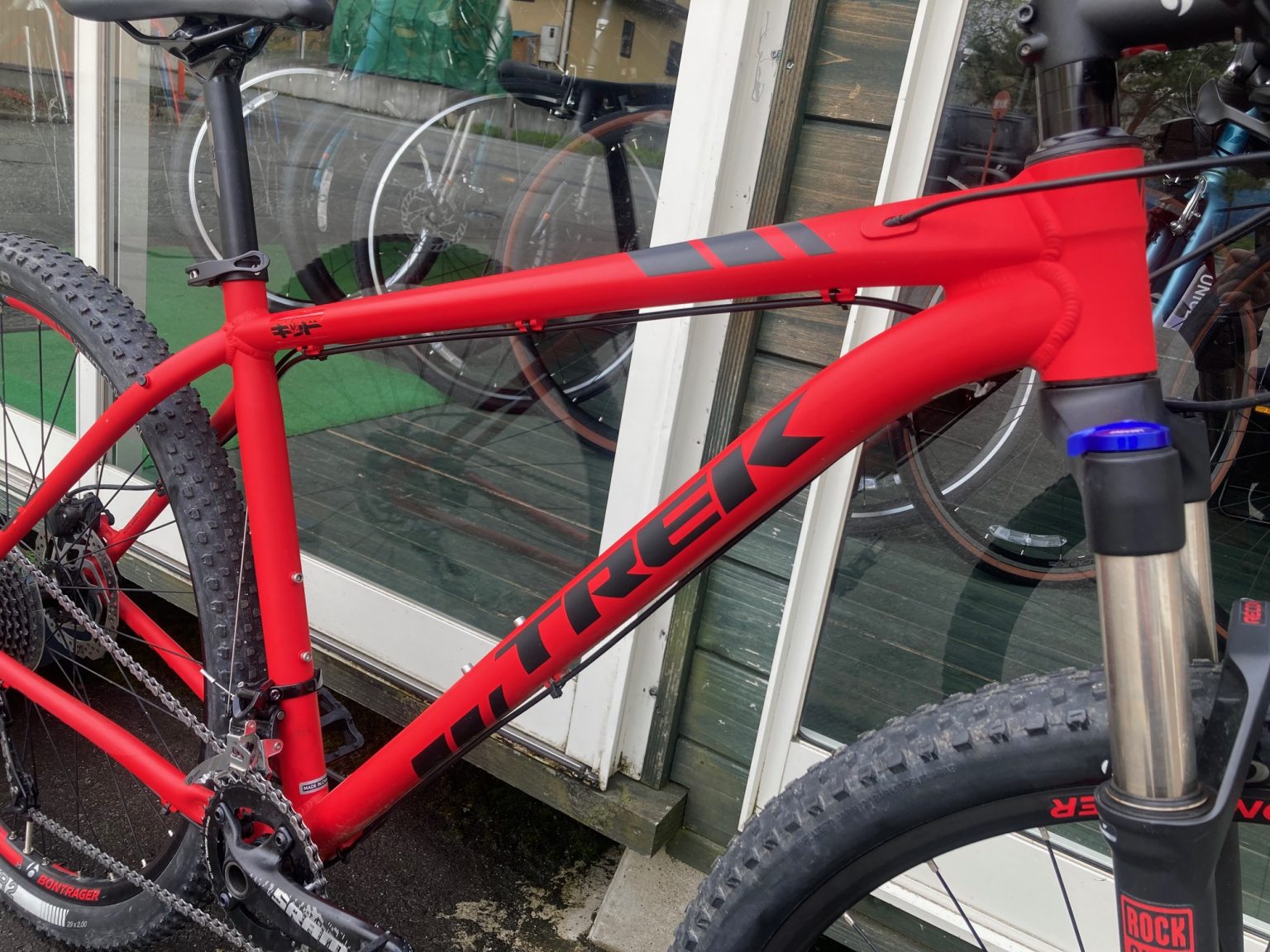 2017 TREK X-caliber8 – スポーツサイクル専門店 バイクスポーツキッド